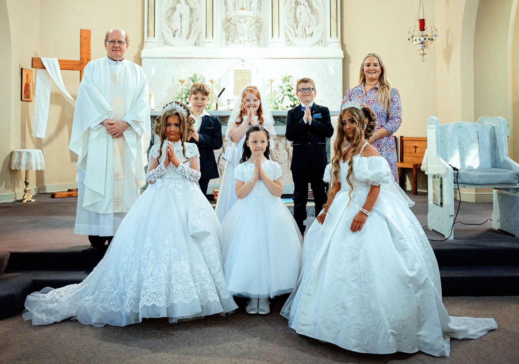 Sun shines down on First Holy Communion pupils of Arles NS - News ...