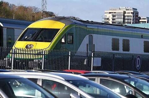 Delays continue for Irish Rail passengers after major signal fault ...